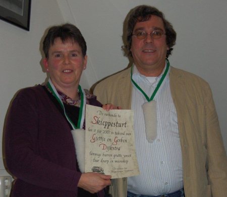 Skieppesturt 2007: Gettje en Gerben Dijkstra • Tsjerkwert